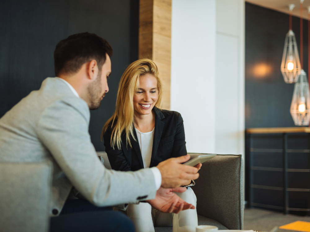 Find a Business Partner Who'll Help (Not Hurt) Your Business - Foundr