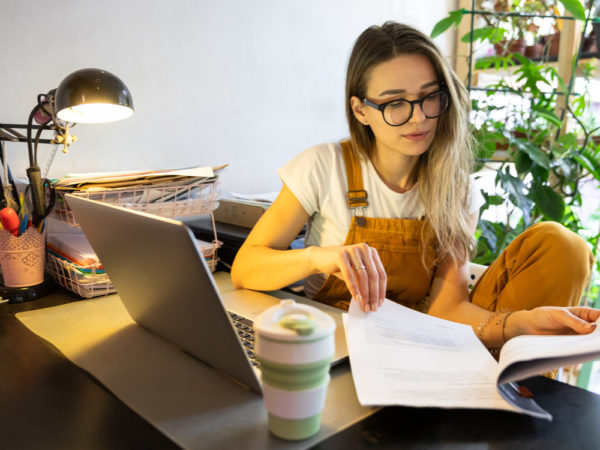 How to Start a Small Business at Home: Best Tips & Advice - Foundr