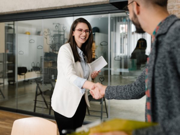 How to Hire Employees for Small Business in 8 Simple Steps - Foundr