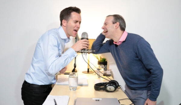 Investor Bryce Holdaway Makes Banks Jealous of His Content - Foundr